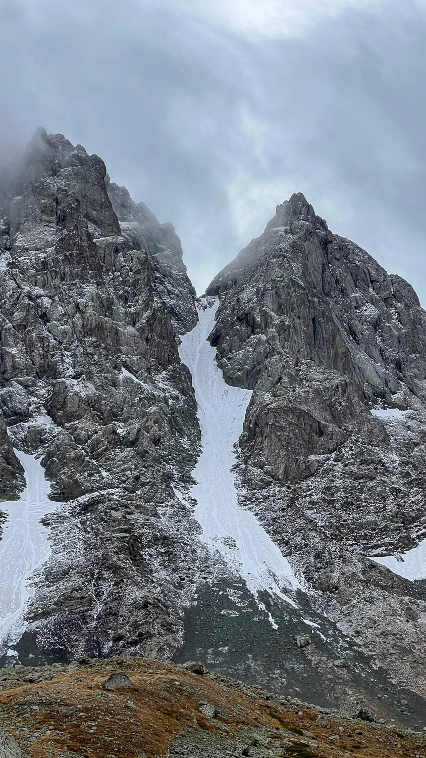 Roshka - Juta hike | Traveldash Georgië Reizen